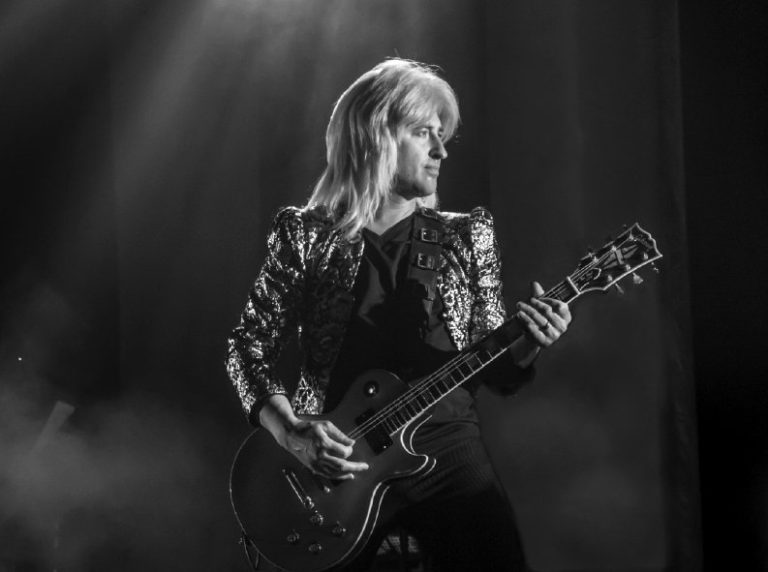Space Oddity - David Brighton's Live Tribute to David Bowie!